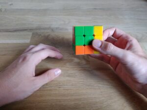Easy Rubik’s Cube magic trick explained (illustrated guide)