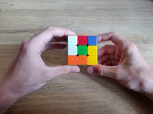 Easy Rubik’s Cube magic trick explained (illustrated guide)