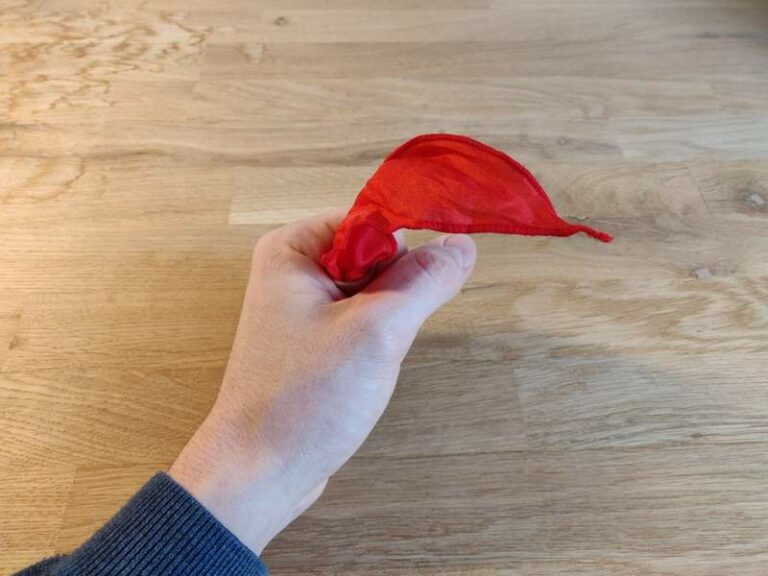 Disappearing magic trick: Learn how to vanish small objects